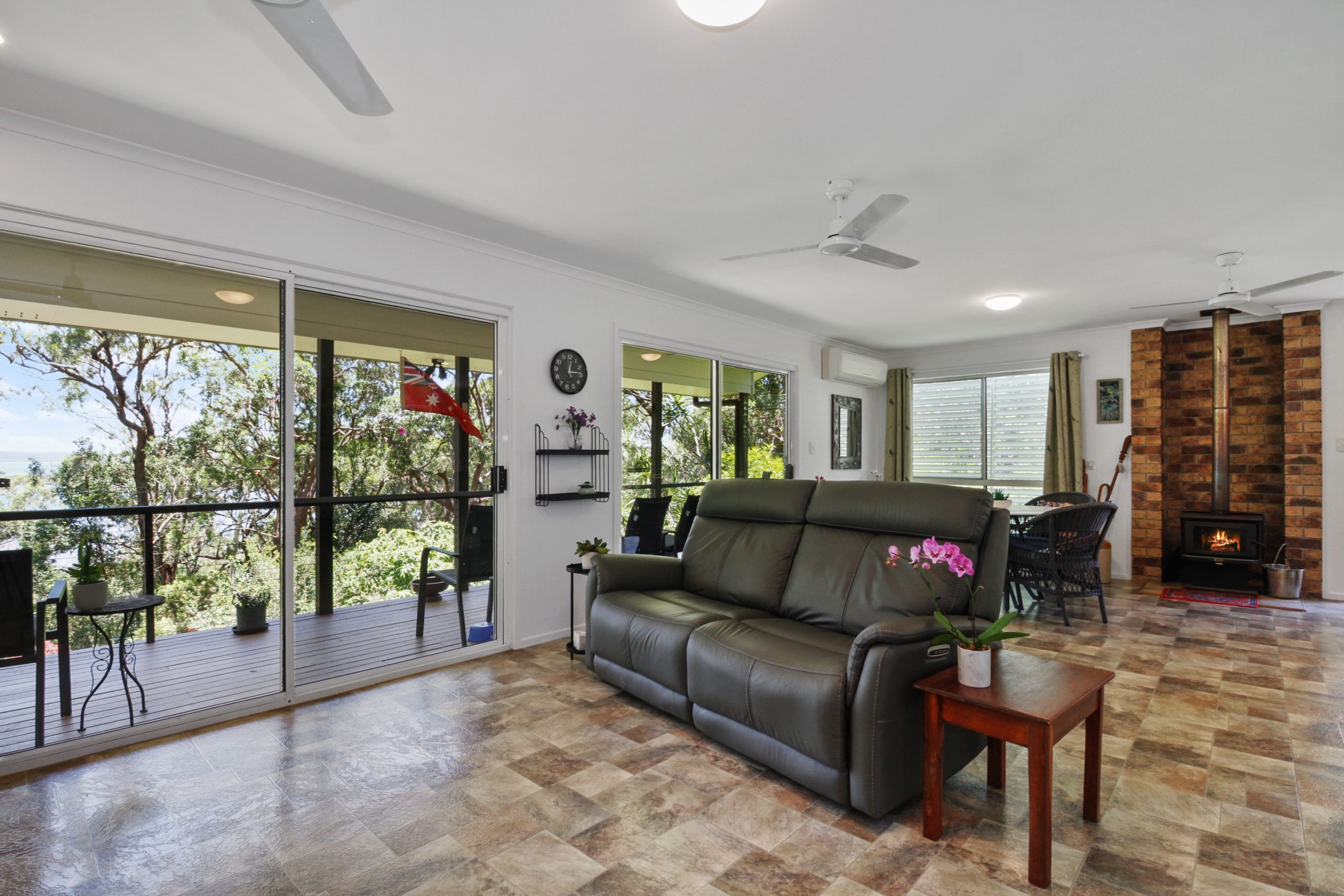 77 Beelong Street, Macleay Island QLD 4184 - Redlands Coast Lifestyle